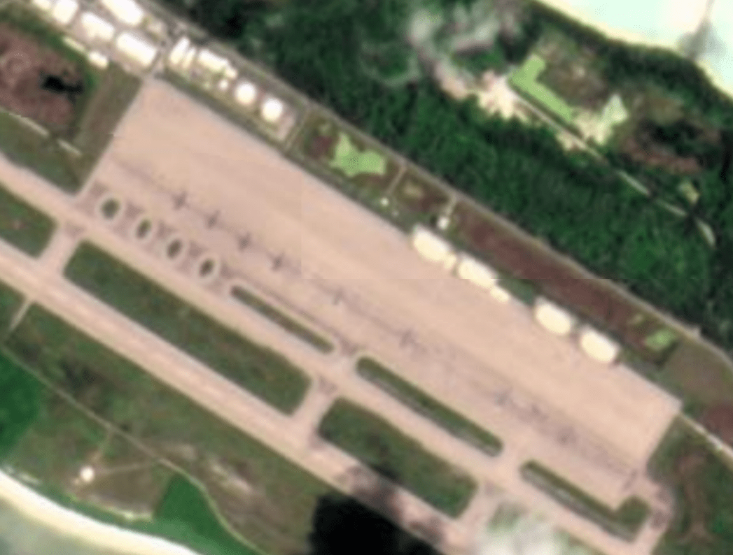 A B-1B Bomber That Just Circumnavigated The Arabian Peninsula Has ...