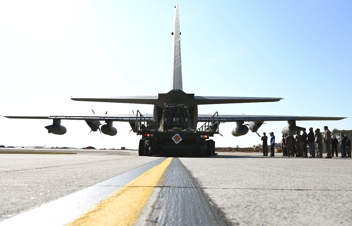 Special Operations C-130 Hits Target With A 'Rapid Dragon' Pallet ...