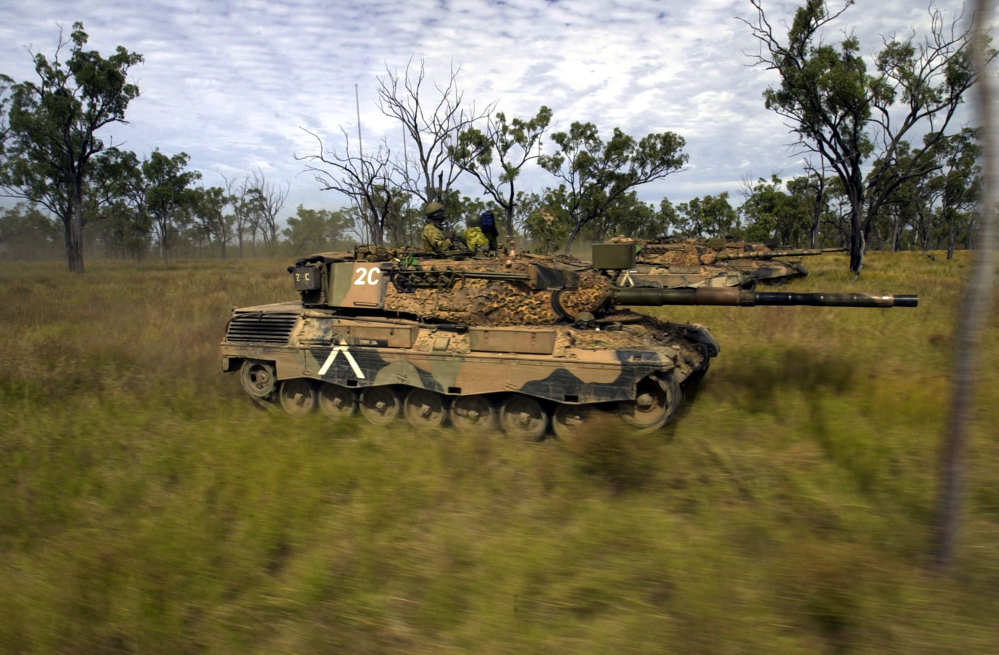 Australia Buys M1A2 SEPv3 Advanced Abrams Tanks To Lead Its Major Armor ...