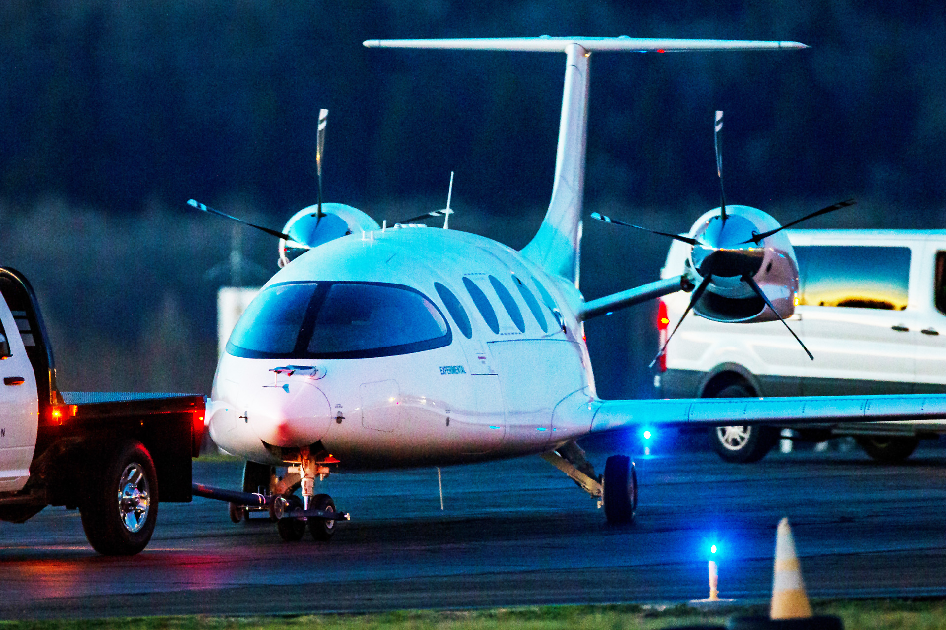 Spaceship-Like Electric Aircraft 'Alice' Prepares For Its First Flight ...