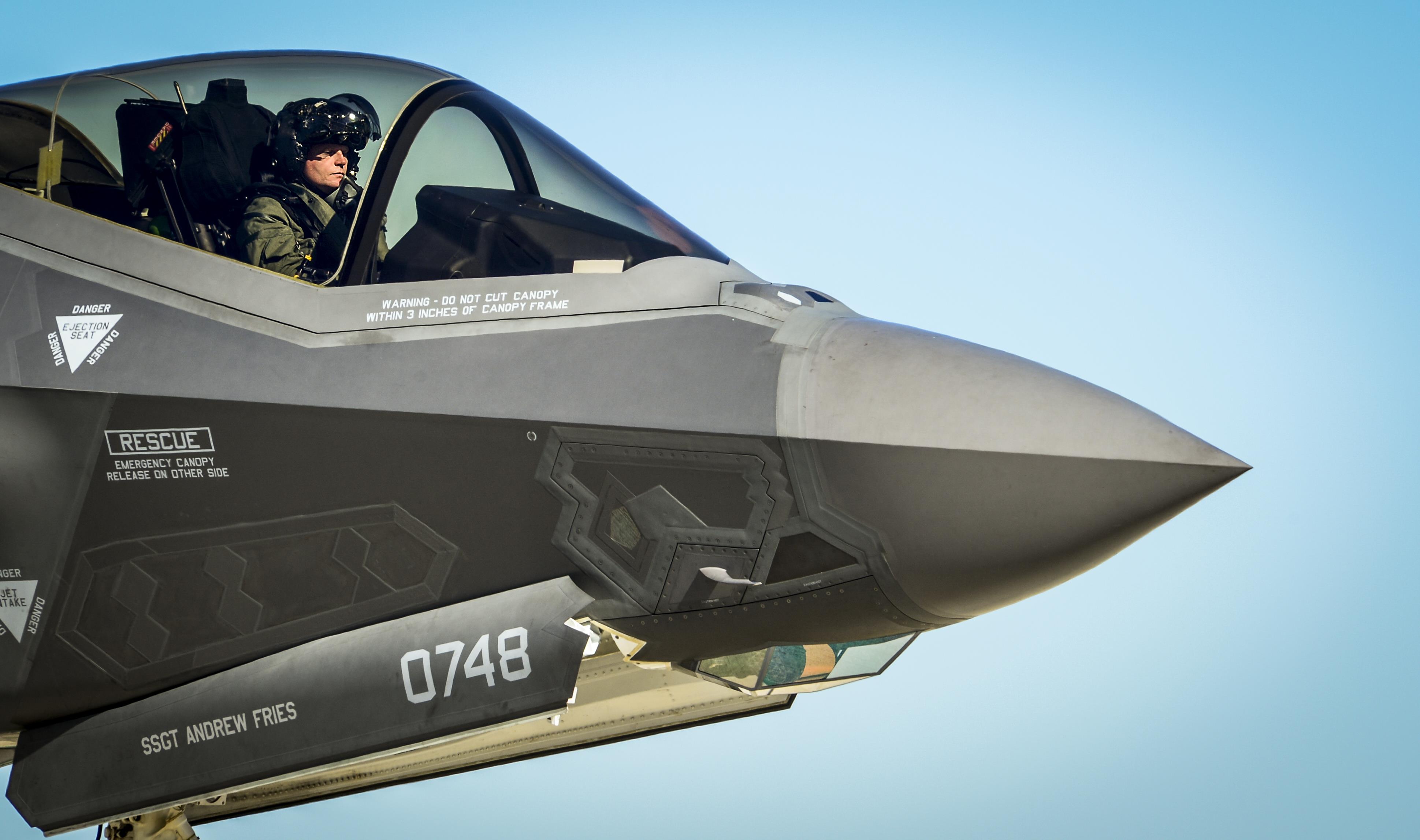 The F-22 Raptor Could Finally Get The Infrared Sensor It Was Originally ...