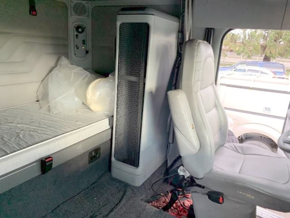 You Can Buy This 27-Ton FBI Mobile Command Center Truck