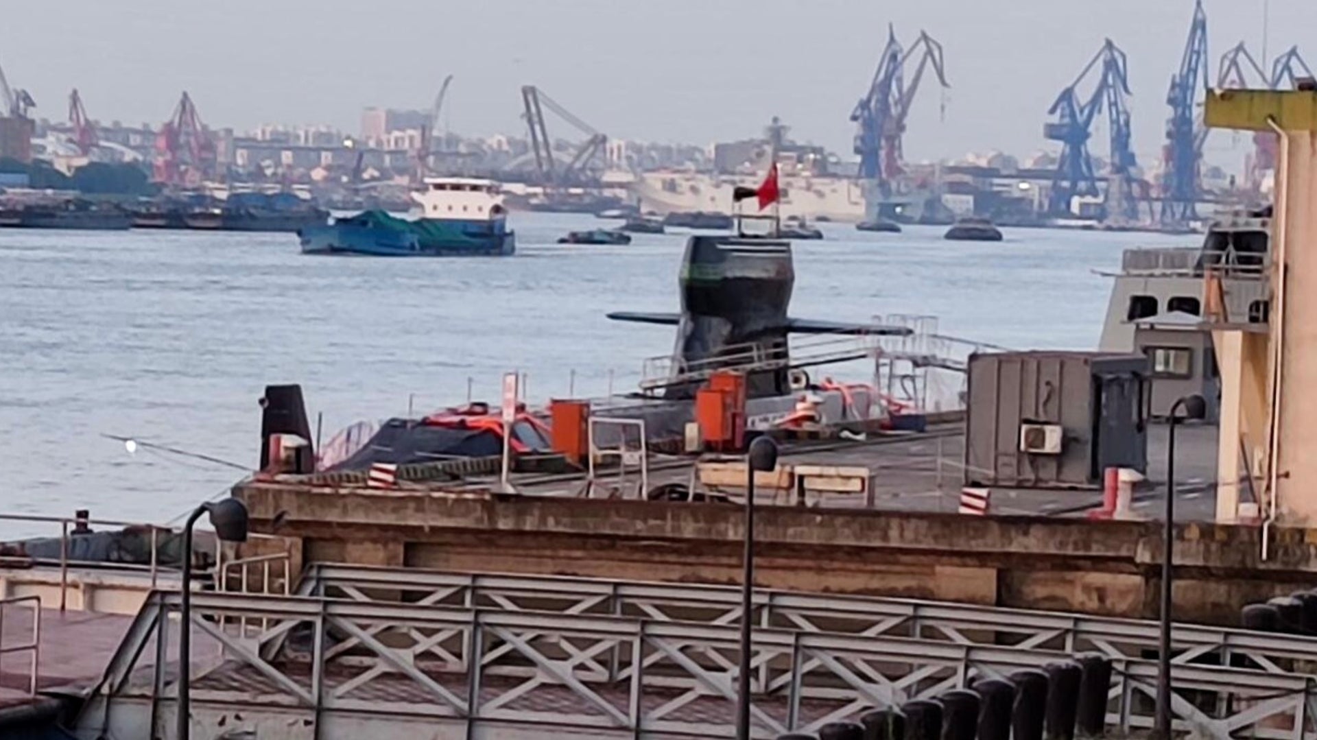 New Chinese Diesel-Electric Submarine Breaks Cover