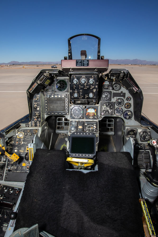 Inside The World's Only Privately Owned F-16s That Are Flying As ...