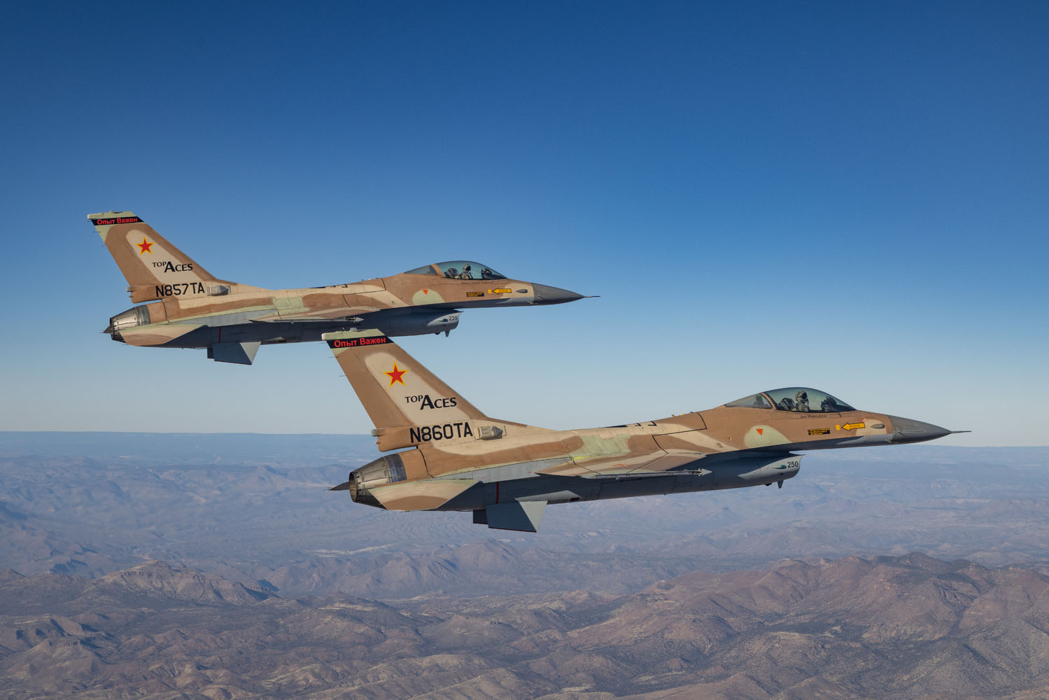 Inside The World's Only Privately Owned F-16s That Are Flying As ...