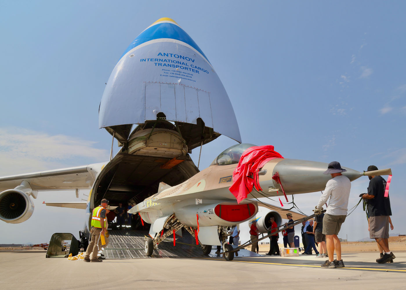 Inside The World's Only Privately Owned F-16s That Are Flying As ...