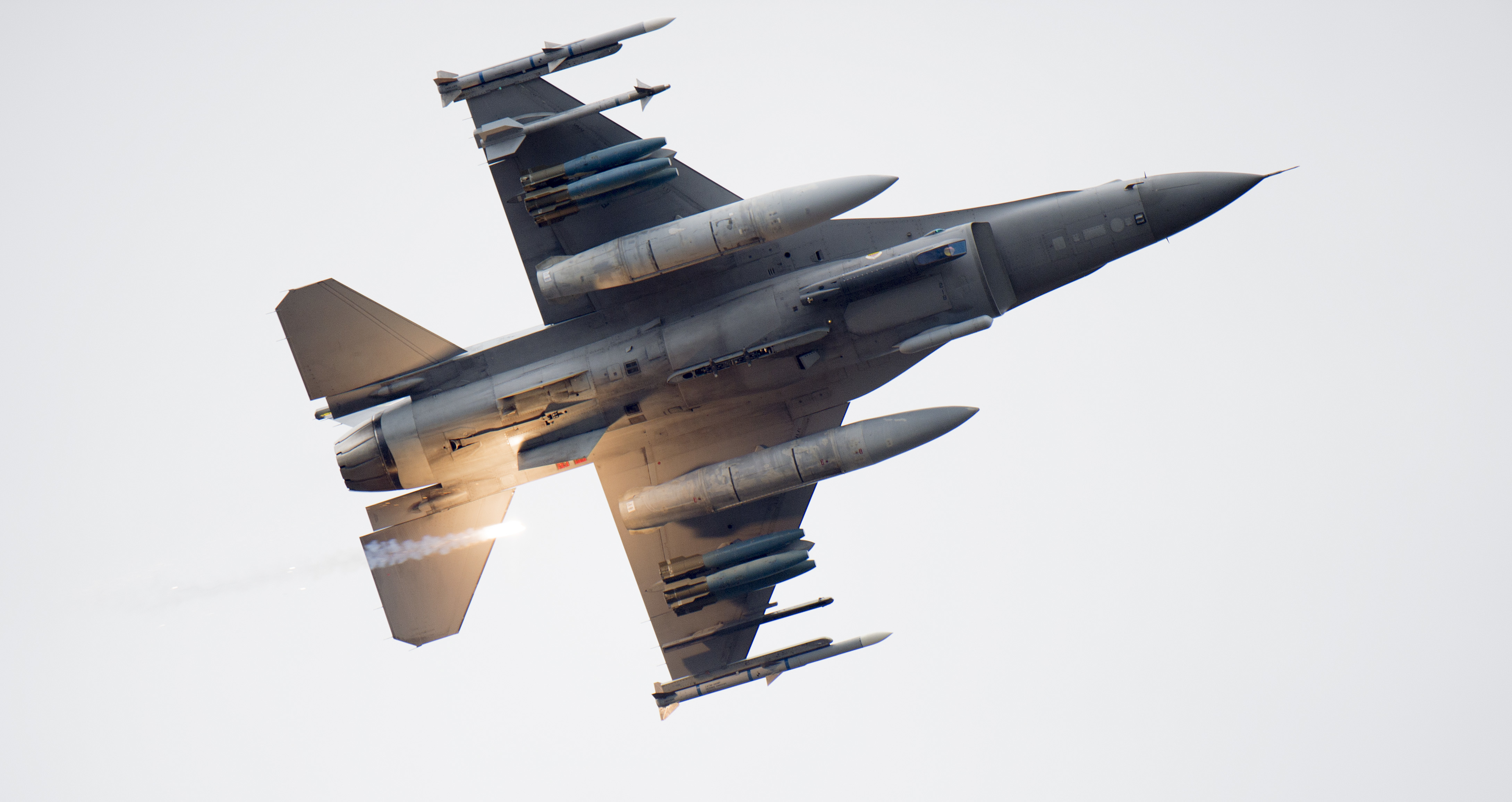 608 U.S. Air Force F-16s Are Getting The Type's Largest Combined ...