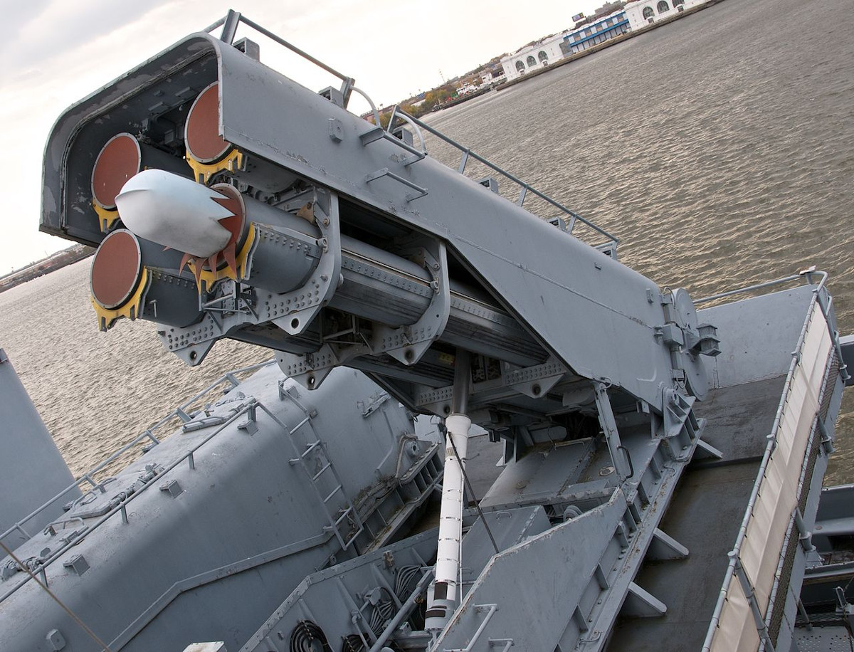 Cargo Ships As Missile Carriers Is One Of The Navy's Options To Offset ...