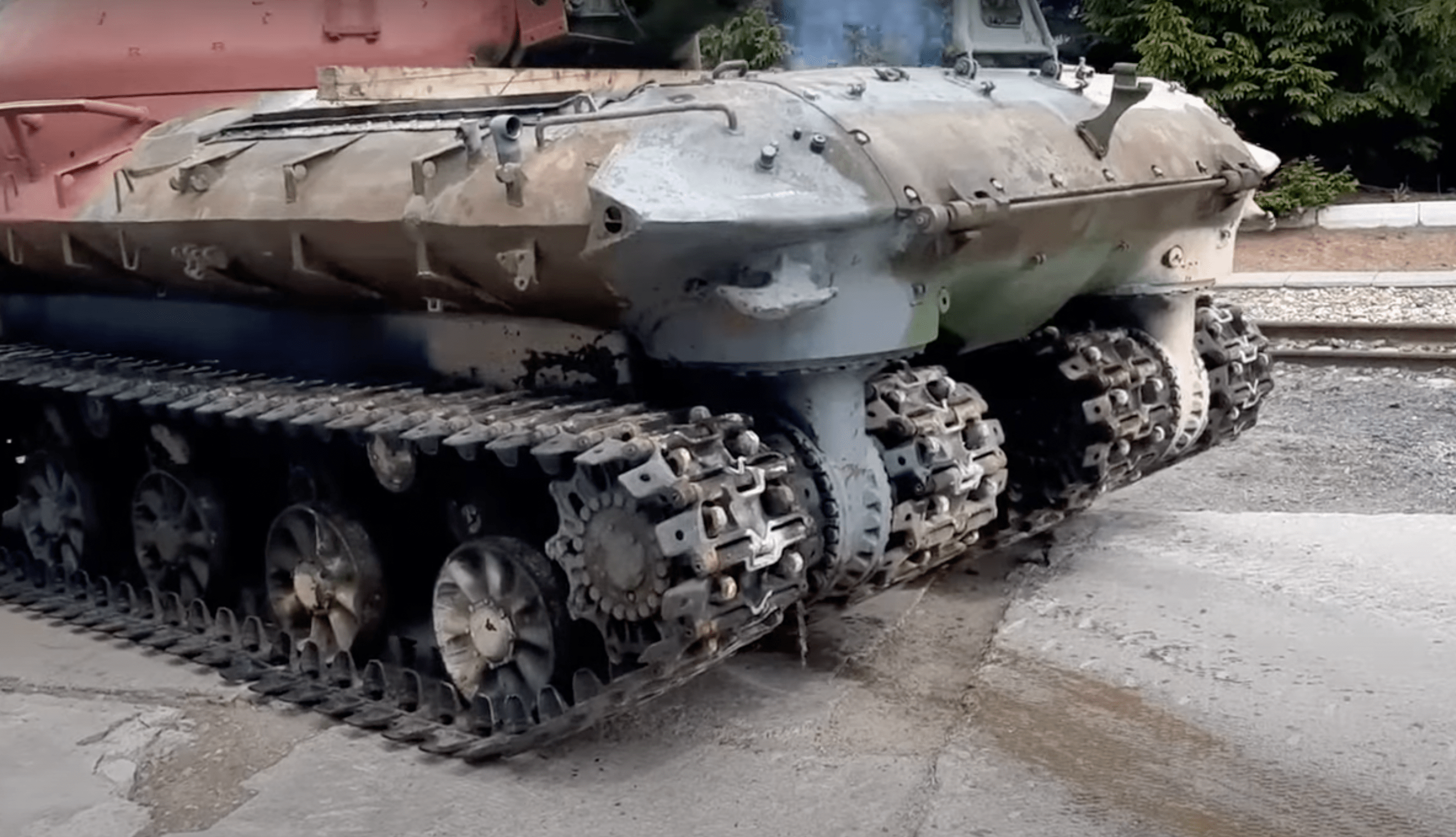 Unique Soviet Monster Tank Designed To Survive A Nuclear Blast Has ...