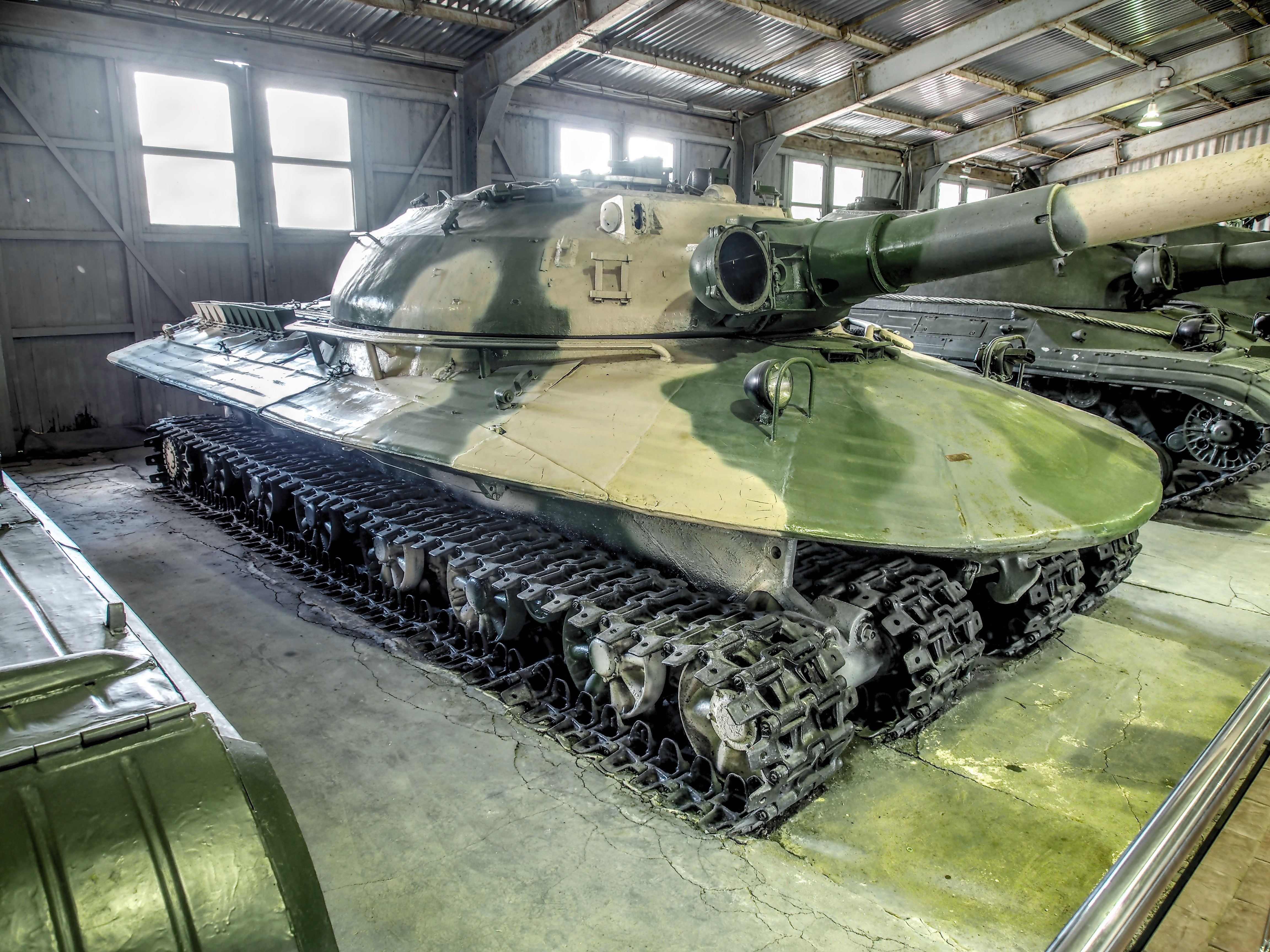 Unique Soviet Monster Tank Designed To Survive A Nuclear Blast Has ...