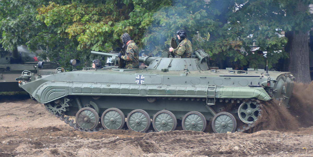 Ukraine Situation Report: Czech Republic To Transfer 56 Upgraded BMP-1 ...