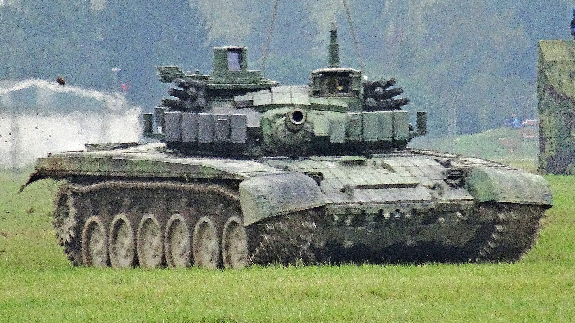 Soviet-Era T-72 Tanks To Be Transferred To Ukraine From NATO Countries ...