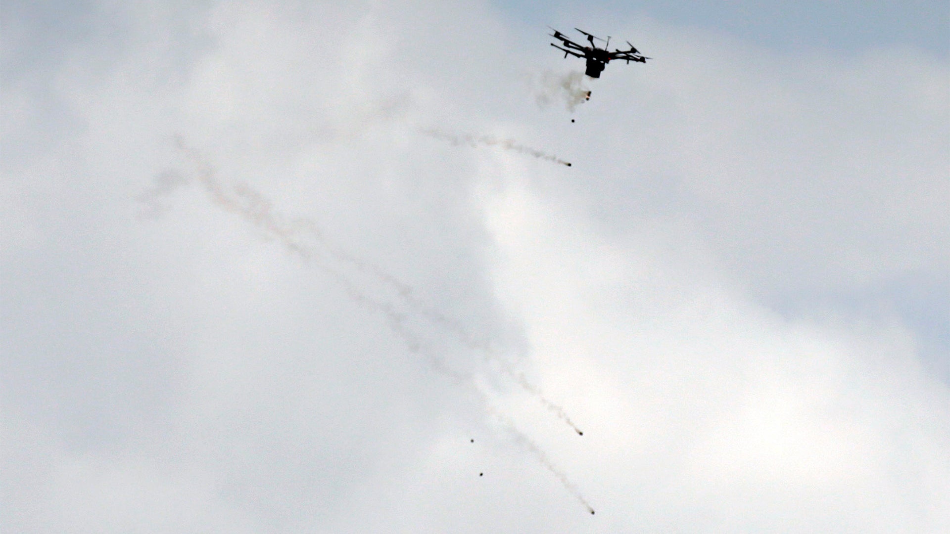Israel Uses Drone Racers To Down Incendiary Kites And Drones To ...