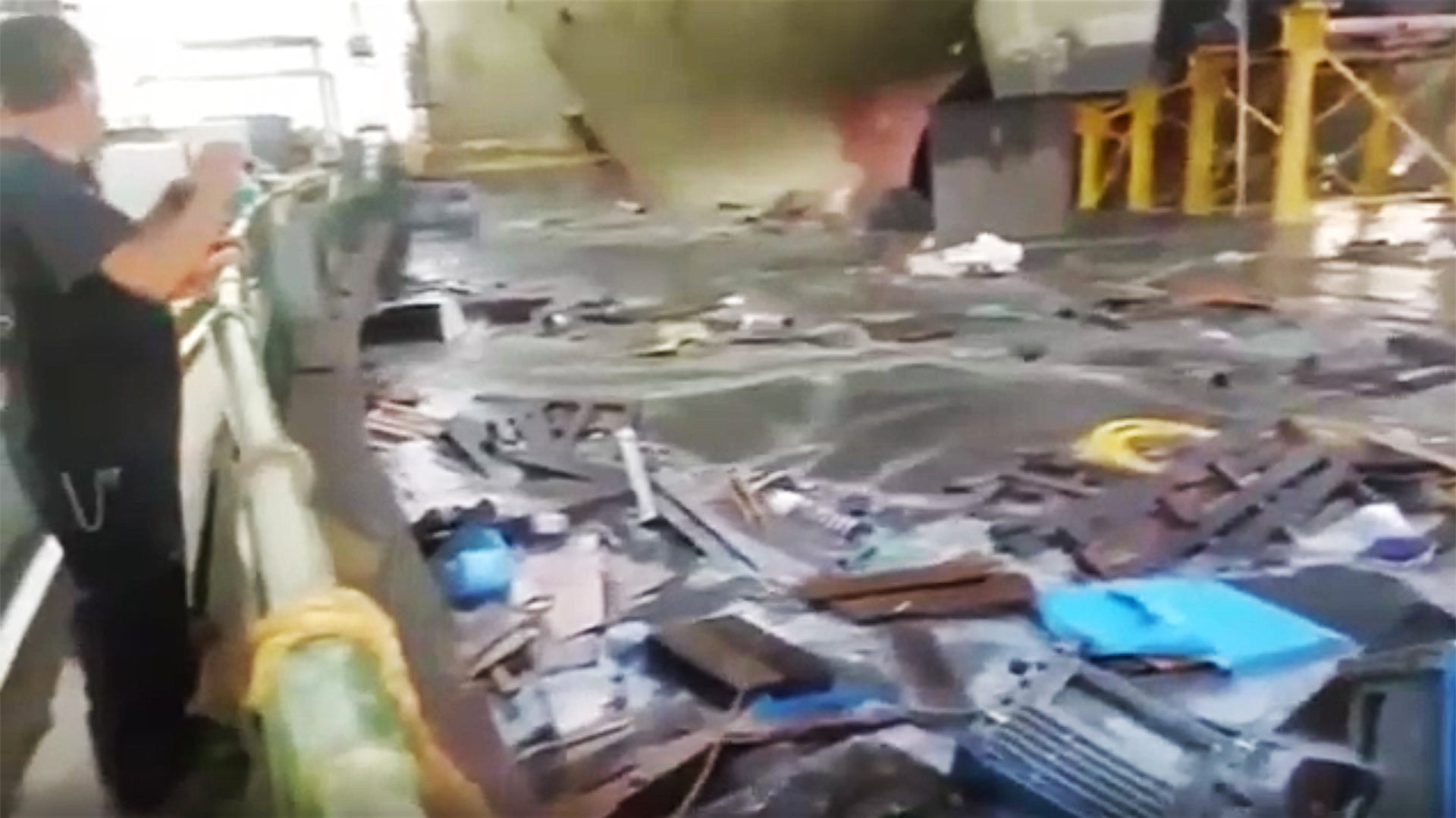 Dry Dock Collapse In San Diego Floods Expeditionary Sea Base Under ...