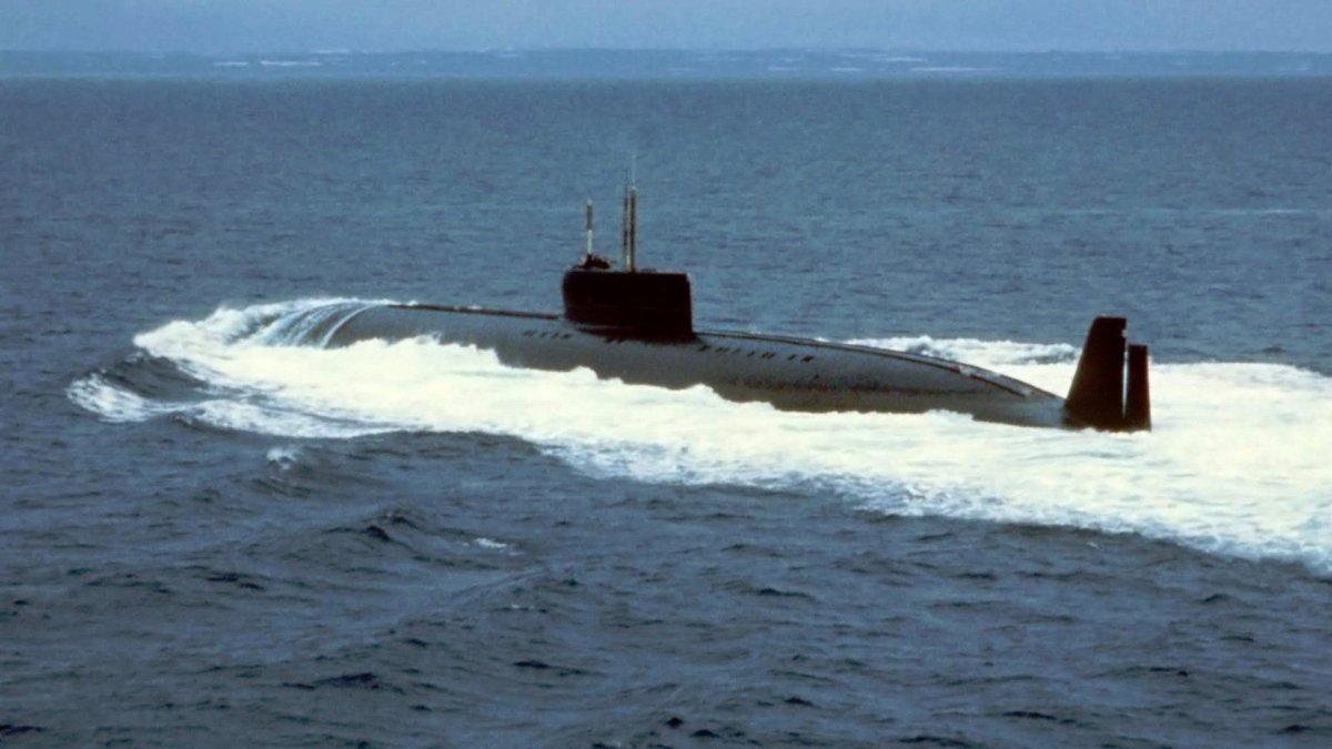 The Soviet's 'Golden Fish' Missile Submarine Still Holds The Record As ...