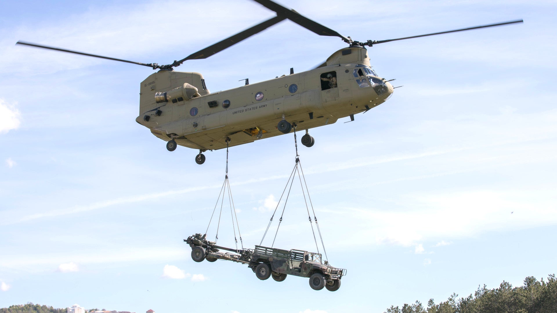 Boeing To Flight Test CH-47 With Same Monster Engines Found On Sikorsky ...