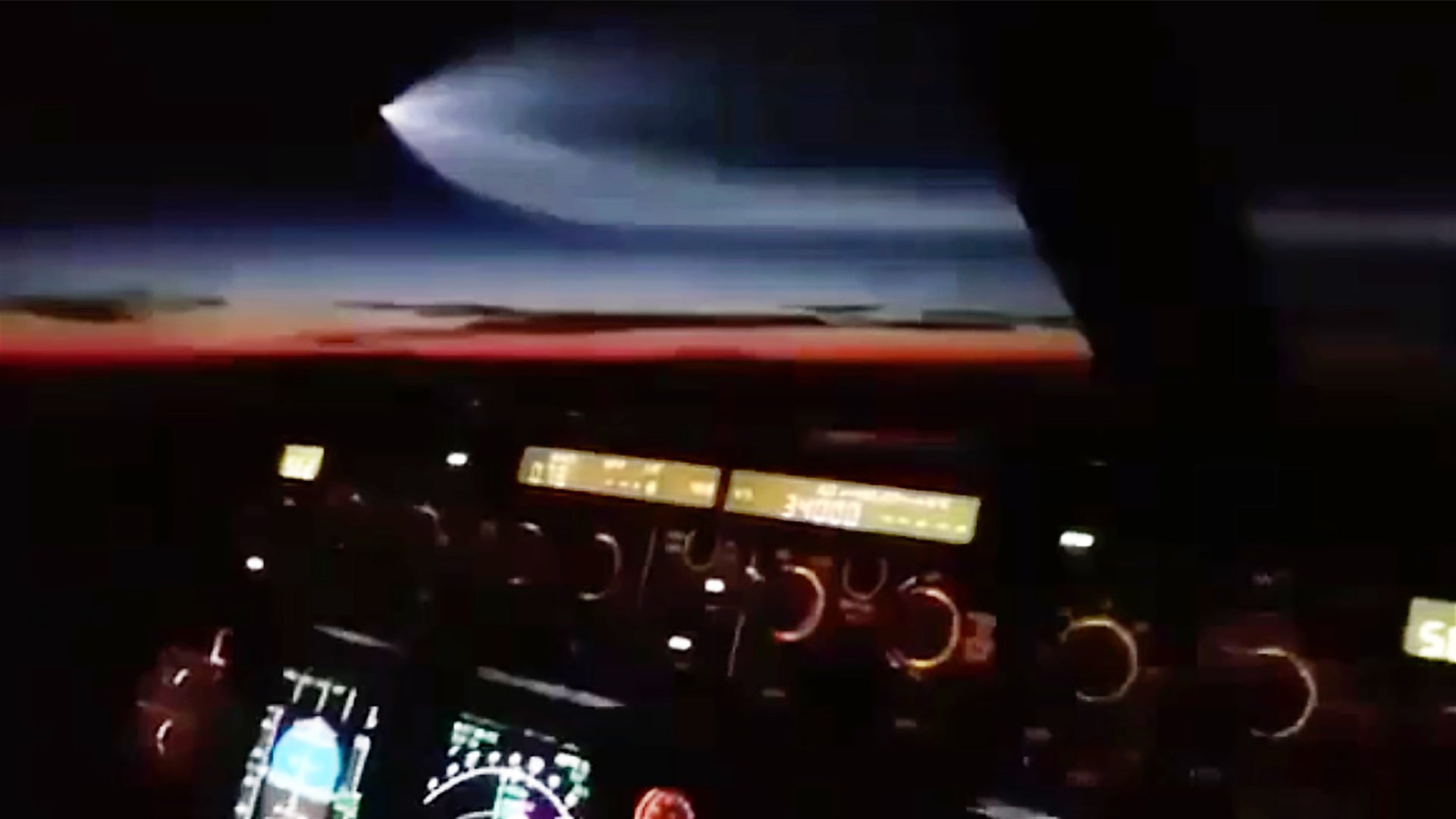 Amazing Cockpit Video Of Unusual Trident Ballistic Missile Test May ...
