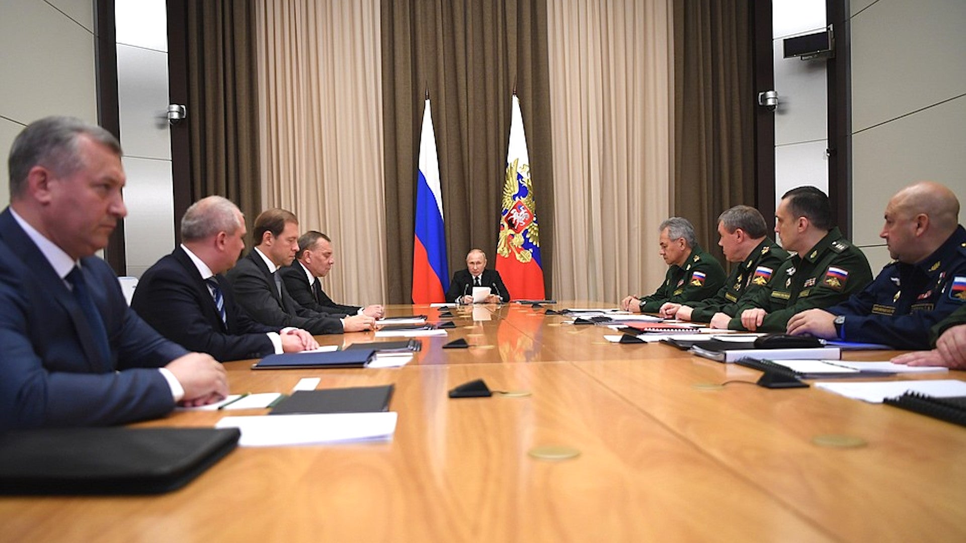 Putin Reveals Existence Of New Nuclear Command Bunker