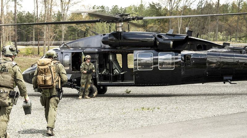 This Is The First Photo Ever Of A Stealthy Black Hawk Helicopter