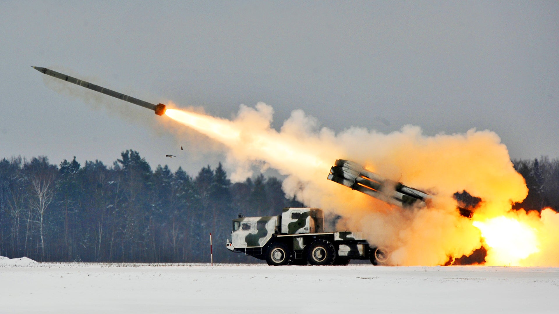 A Rundown Of Russia's Arsenal Of Artillery That Could Wreak Havoc On ...