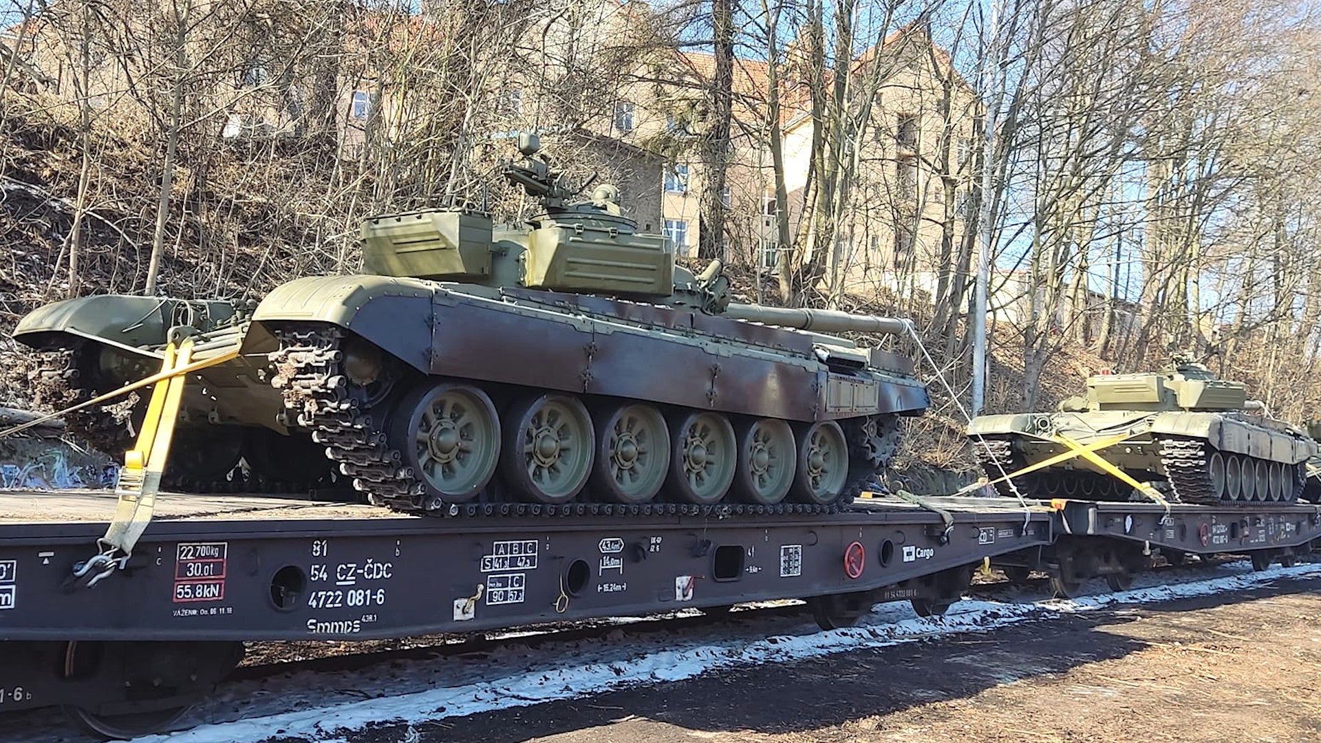 Ukraine Situation Report: Donated Czech T-72 Tanks, BMP-1 Armored ...
