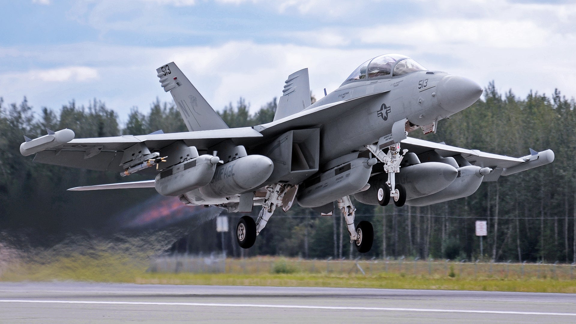 US Navy EA-18G Growlers Arrive In The Philippines As China Shadows US ...